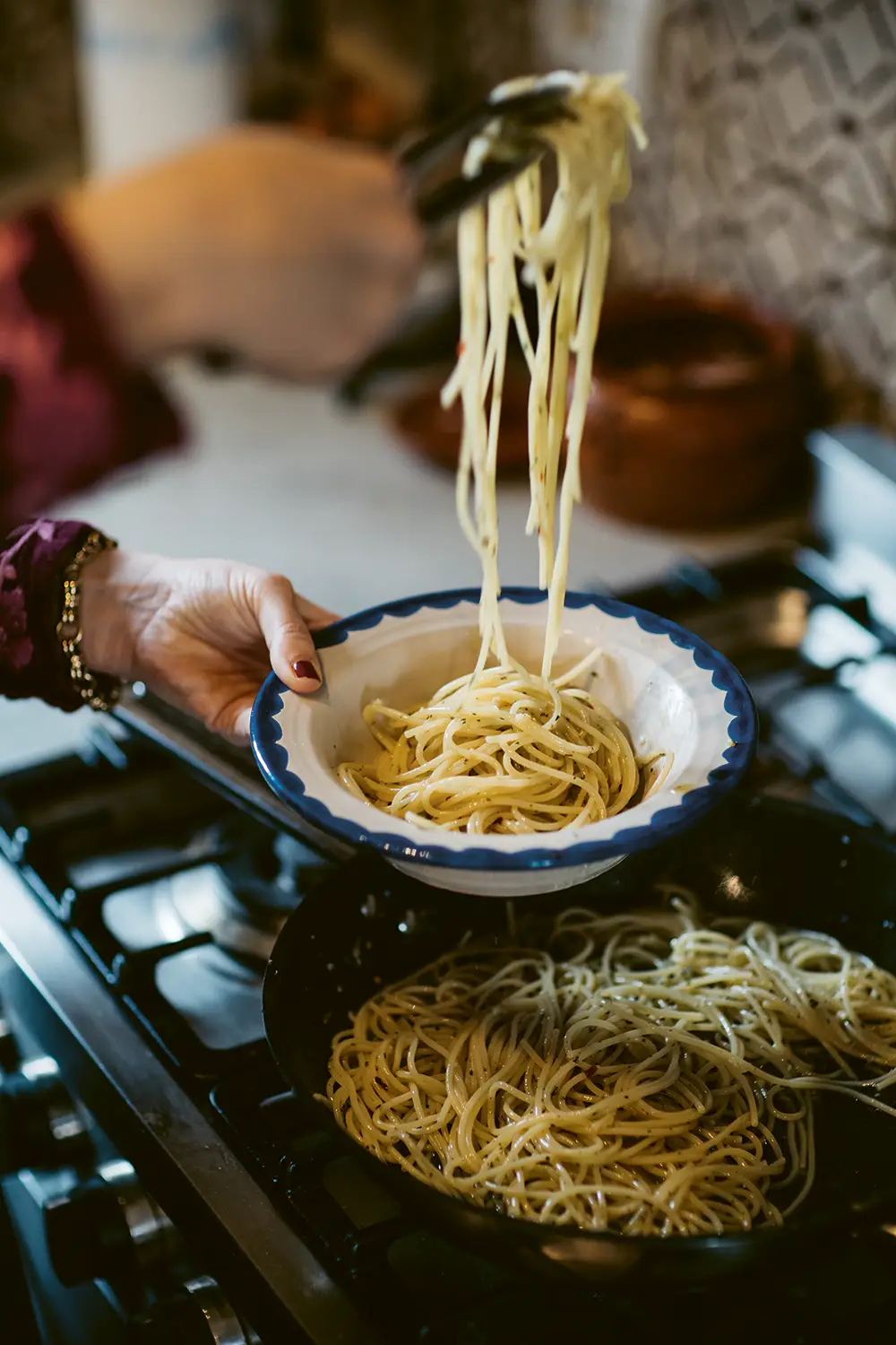 ‘EMERGENCY’ ROSEMARY & GARLIC SPAGHETTI – Amber Guinness